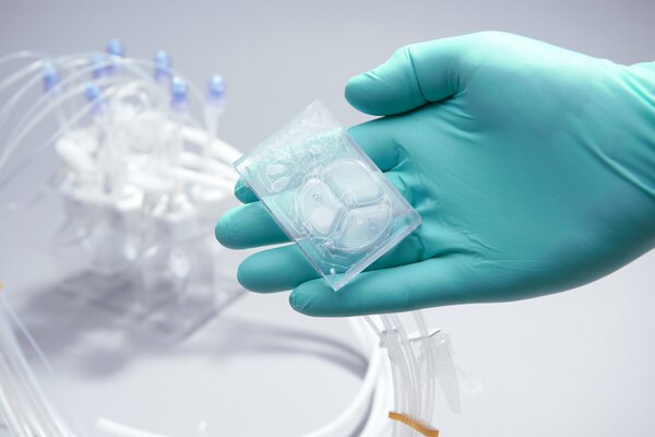 Mobius® Breez 2 mL Microbioreactor with CFlex Tubing, Qty 1 | BRZMBRCFLEX